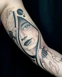 Plus de 500 meilleures idées de tatouage Blackwork 2025